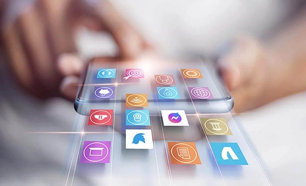 Expleo | Payments through social channels